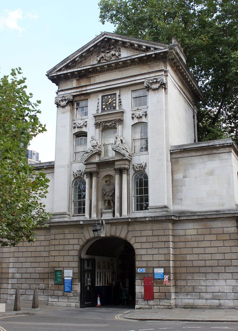 Top 10 oldest hospitals in the world